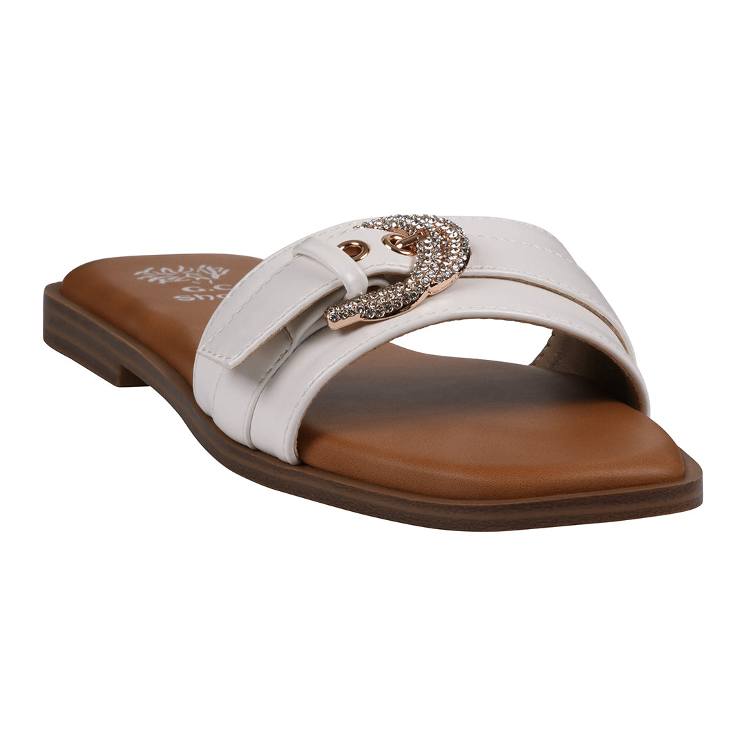 Women's Kenna White Embellished Buckle Flat Sandals – GC Shoes